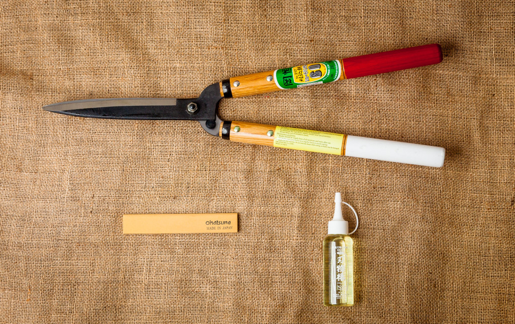 How To Sharpen Your Shears And Tools - Modern Mint